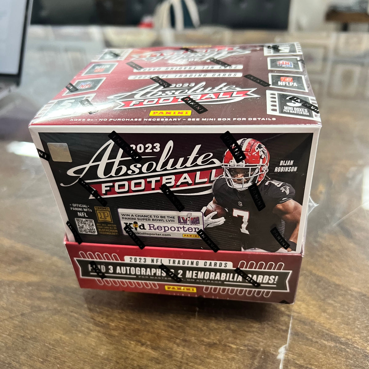 2023 Absolute Football Hobby Box – Sierranevadasportscards
